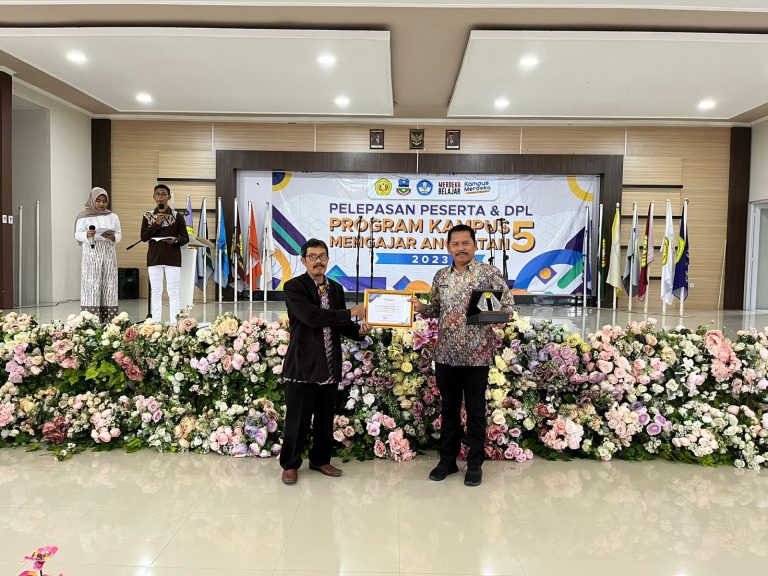 Kadisdik Garut Melepas Mahasiswa dan DPL Program Kampus Mengajar Angkatan ke-5 Institut ...